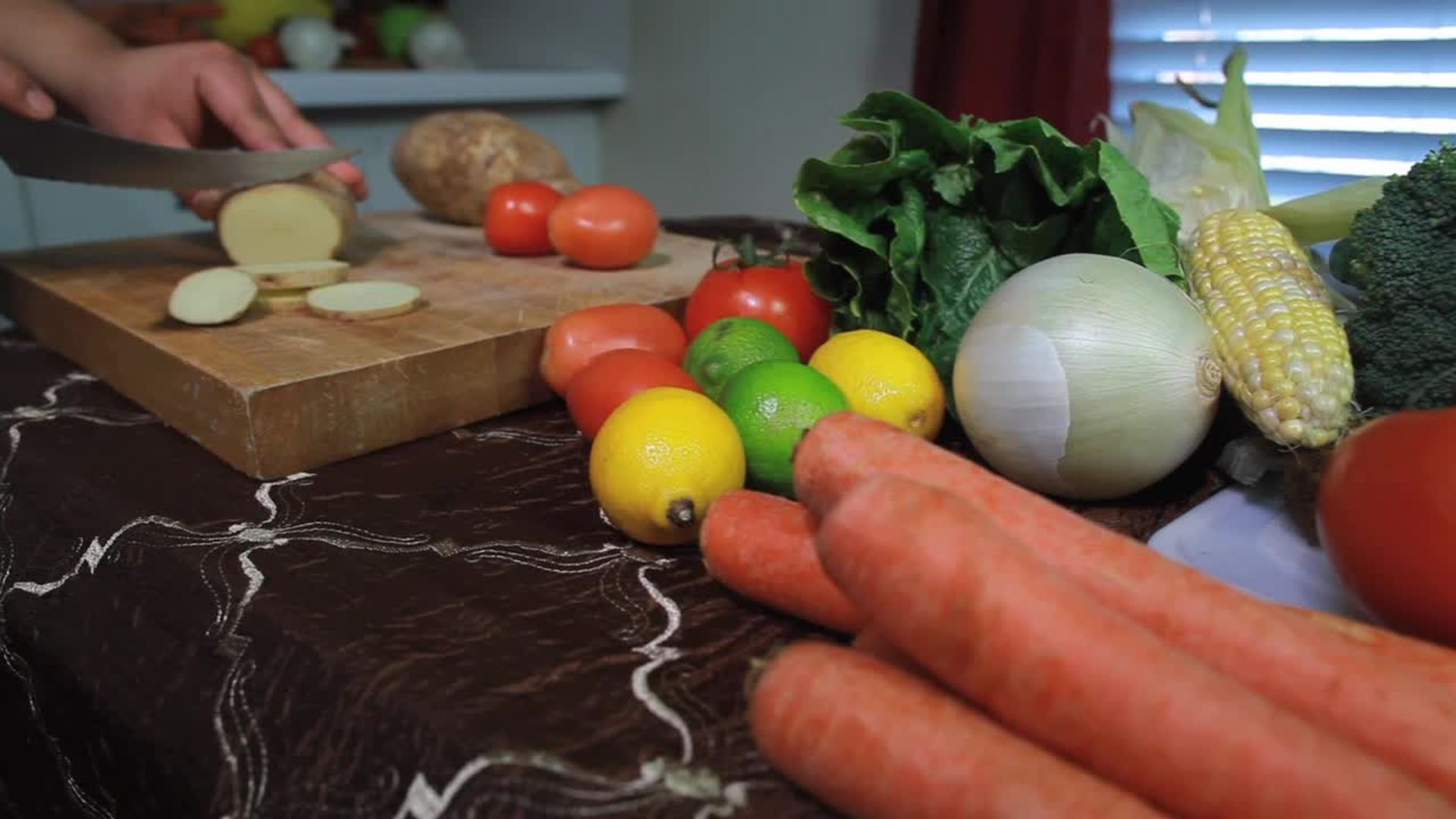 Sarah Miracle: The Chickasaw Nation Nutrition Services | Chickasaw.tv
